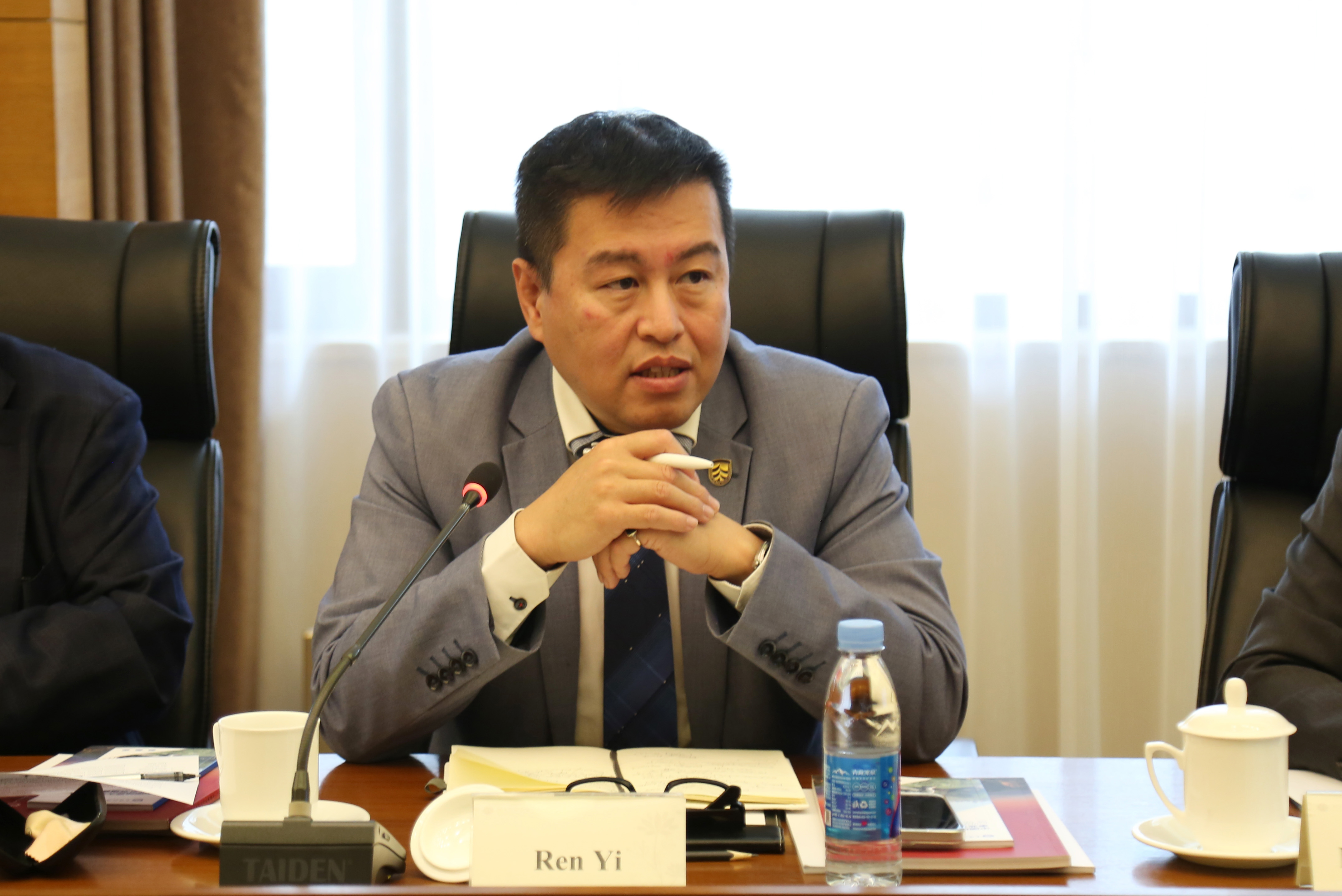 澳大利亚南昆士兰大学副校长John Bell教授、Ren Yi教授一行来校访问-中国地质大学（北京）